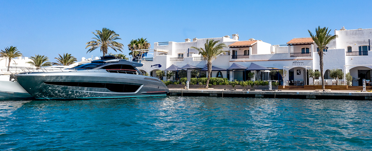 Our lounges - Riva Yacht